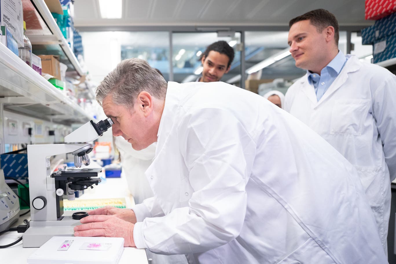 Vigilantes told to leave 'paedophile hunting to the professionals' as ...