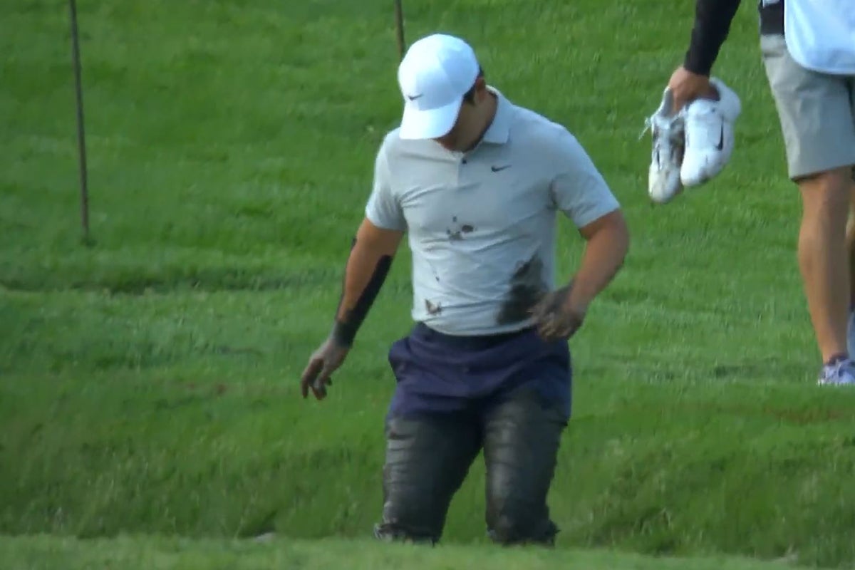 Tom Kim goes viral at US PGA Championship with embarrassing mud moment ...