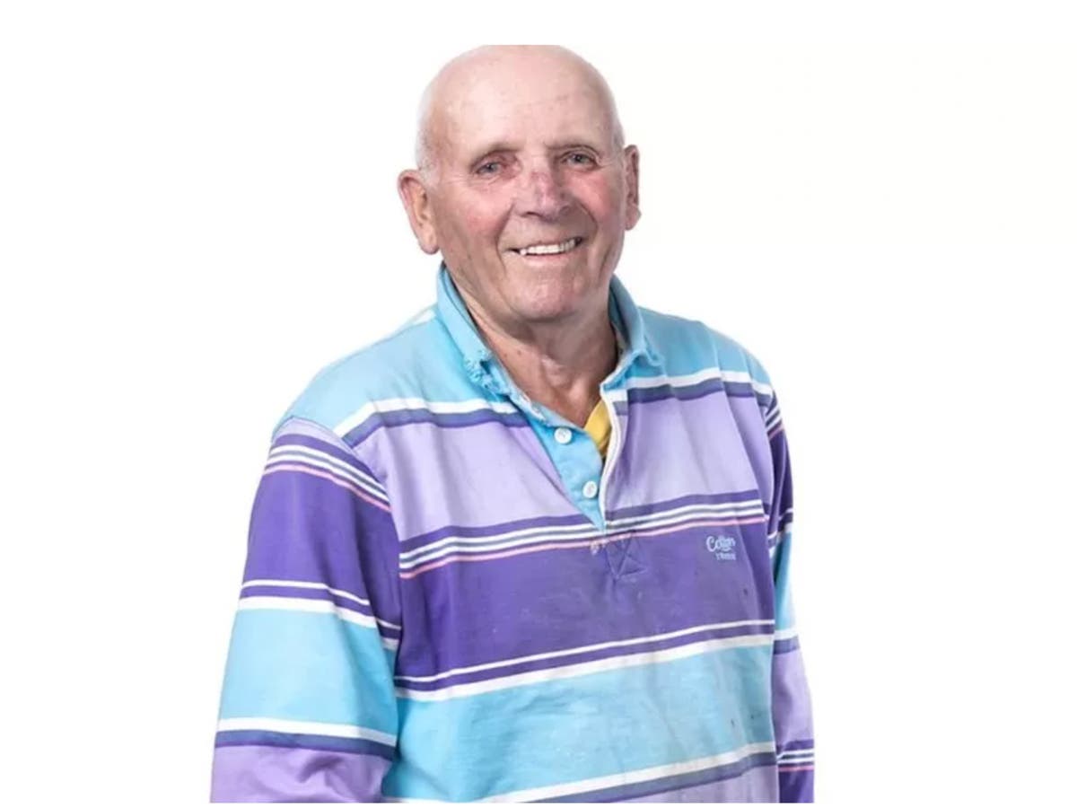 Michael Carey: Former BBC radio presenter dies after river rescue | The ...