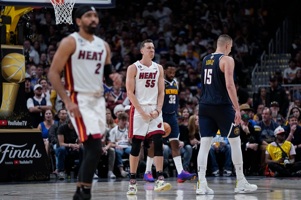 Series tied: Heat roar back in the 4th quarter, beat Nuggets 111-108 in ...