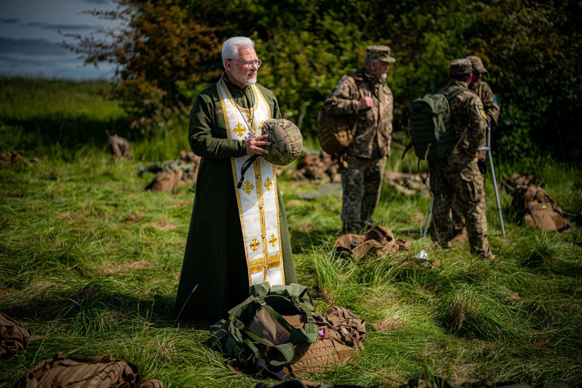 Ukrainian military chaplains complete training with British Army | The ...