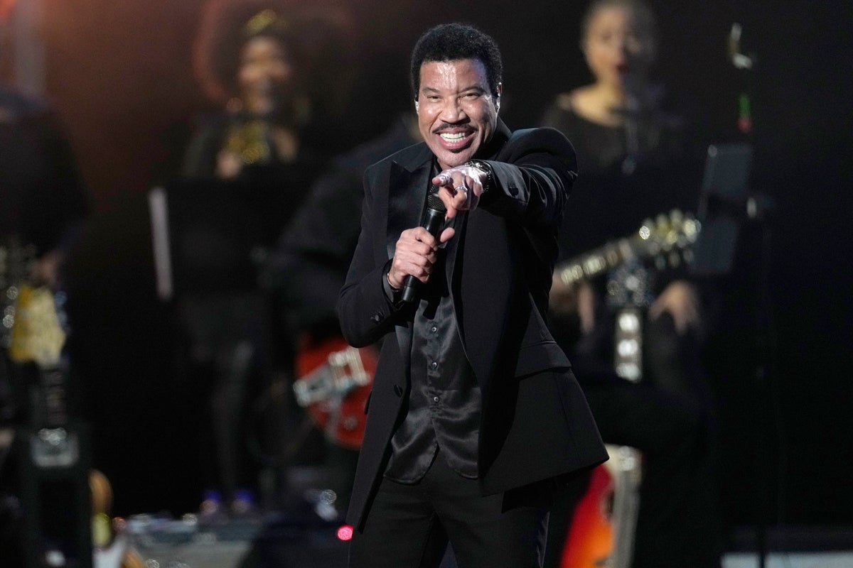 Lionel Richie reveals un-flattering nickname for Michael Jackson | The ...