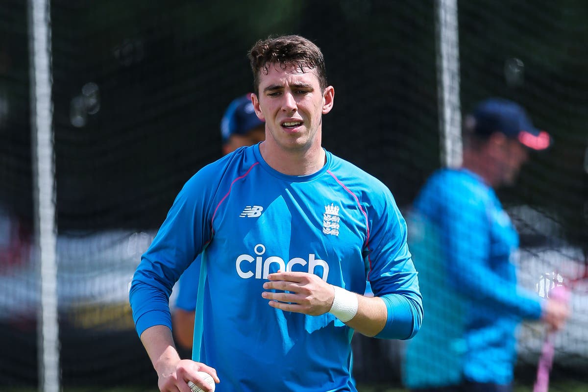 England batter Dan Lawrence to join Surrey from Essex on three-year ...