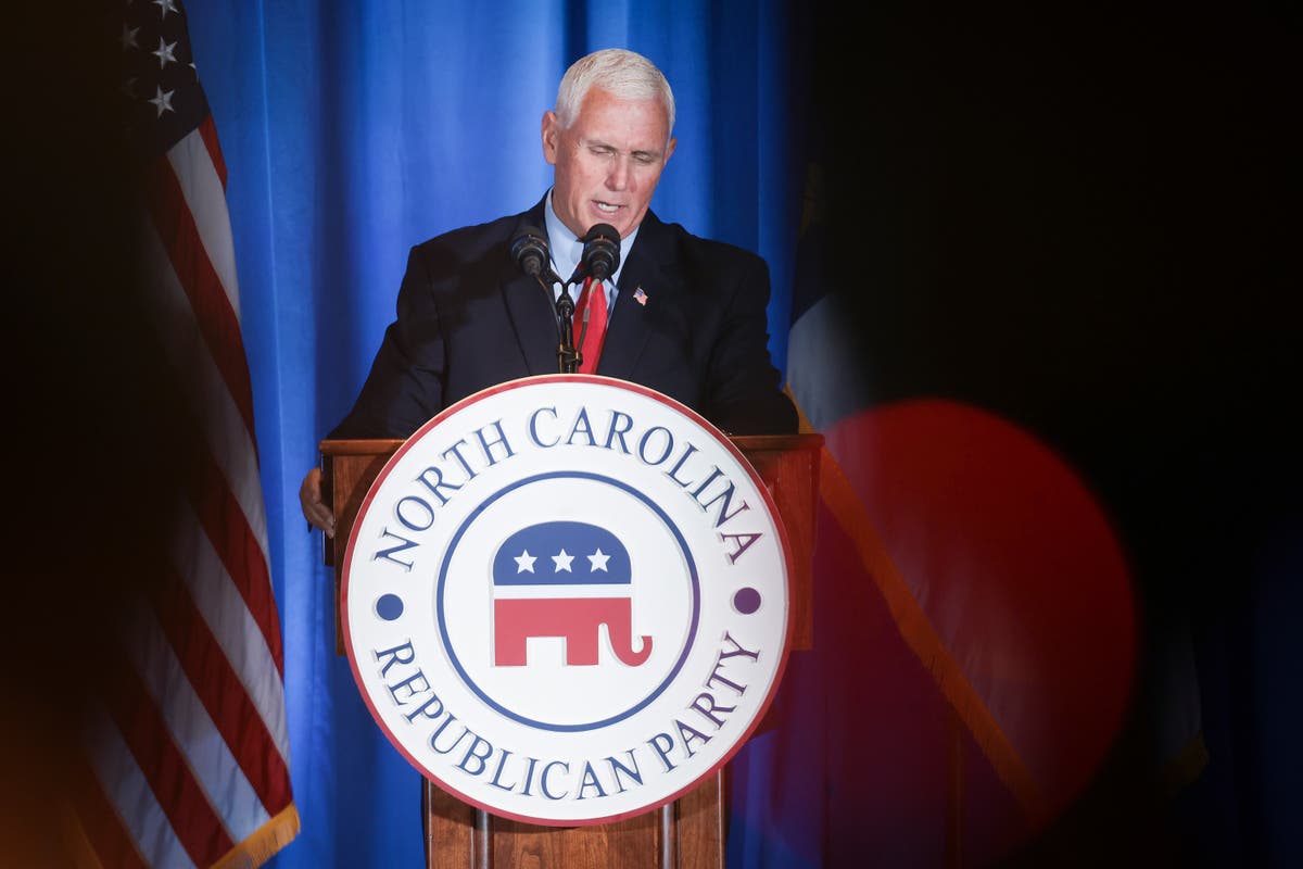 Mike Pence spars with right-wing radio host Clay Travis over question ...