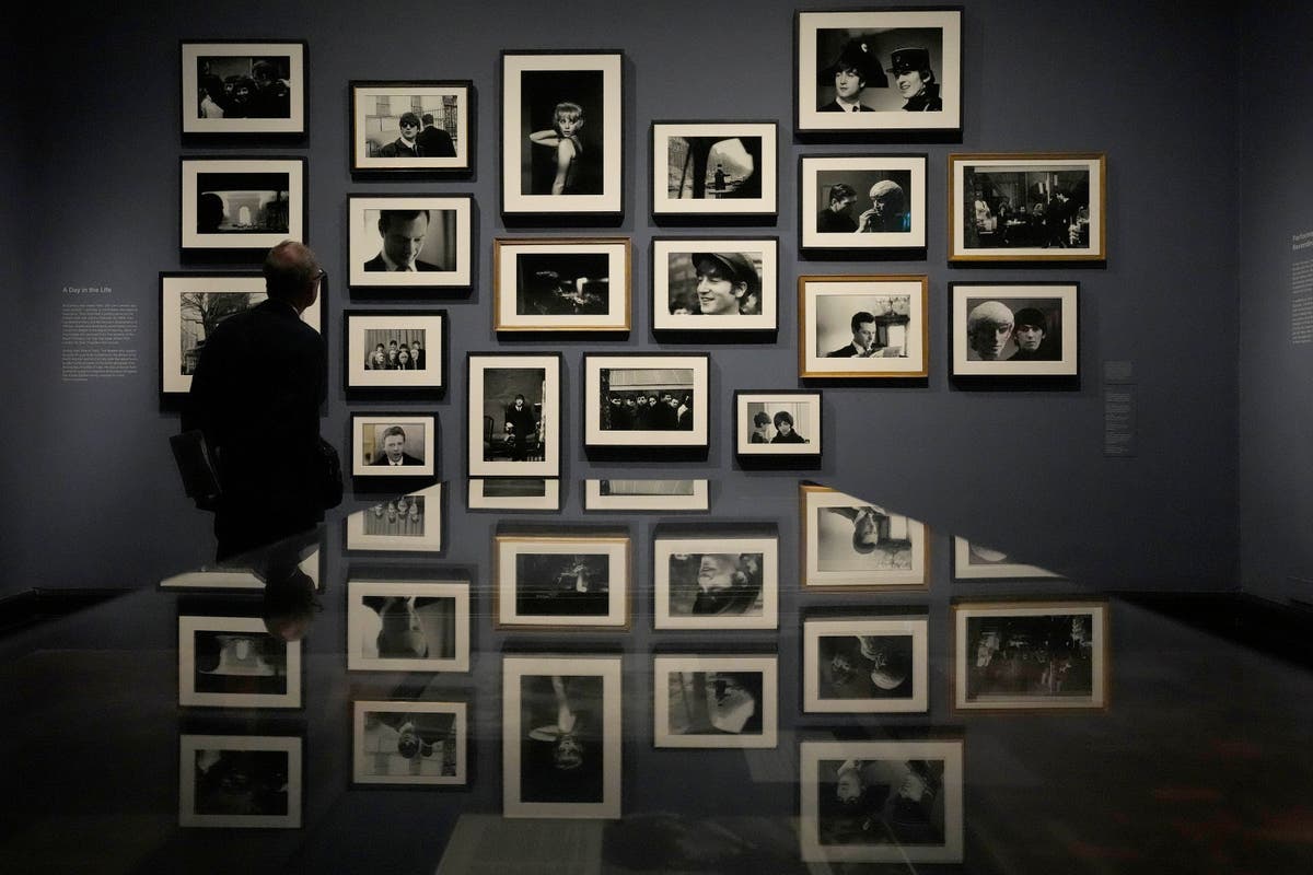 Paul McCartney's rediscovered photos show Beatlemania from the inside ...