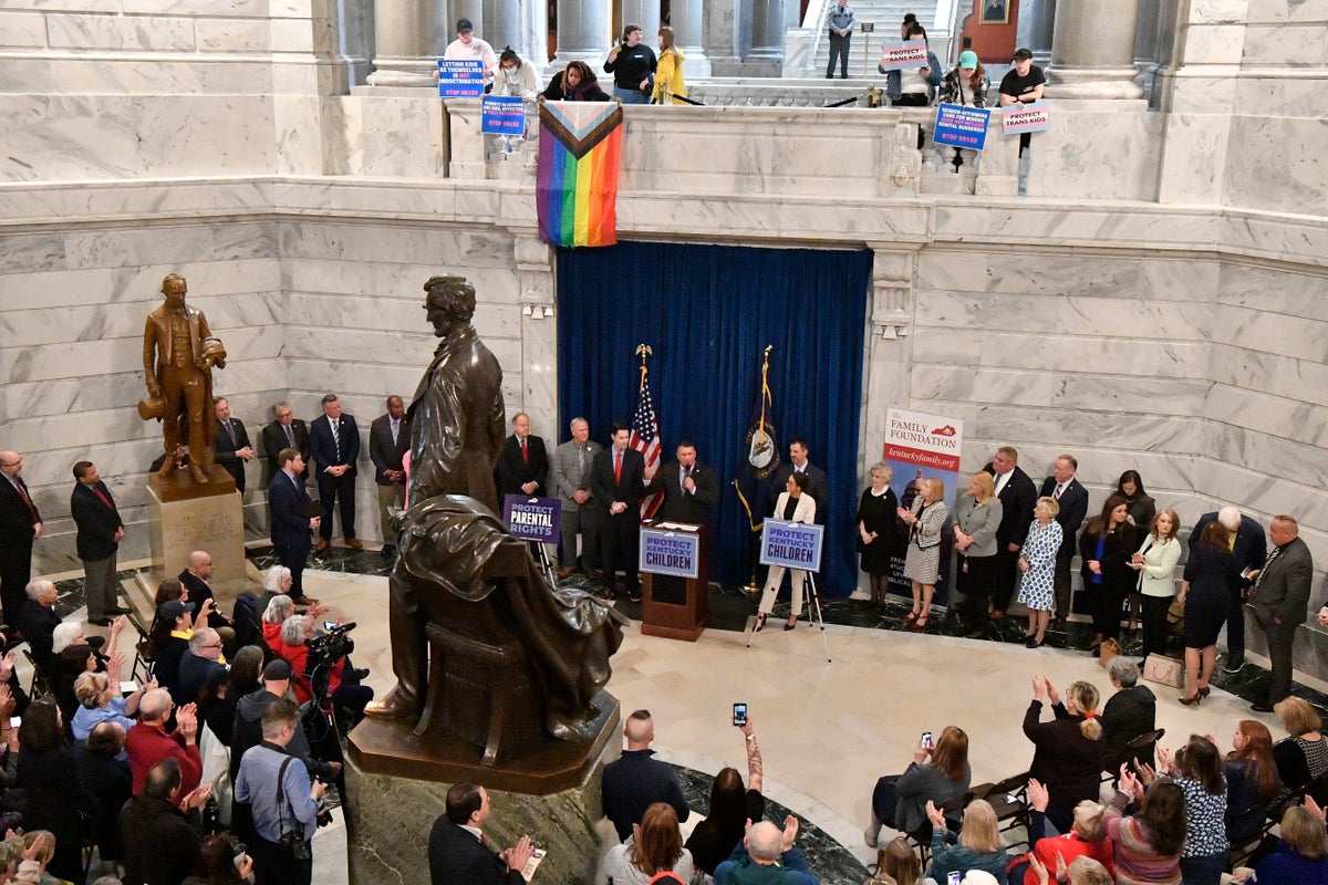 Federal judges block Kentucky and Tennessee bans on gender-affirming ...