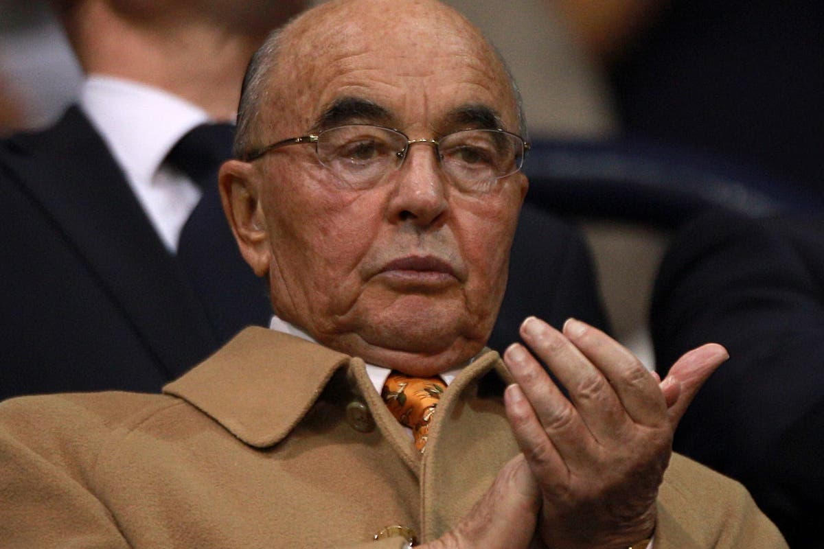 Tottenham Hotspur owner Joe Lewis expected to appear in court in US | The Independent