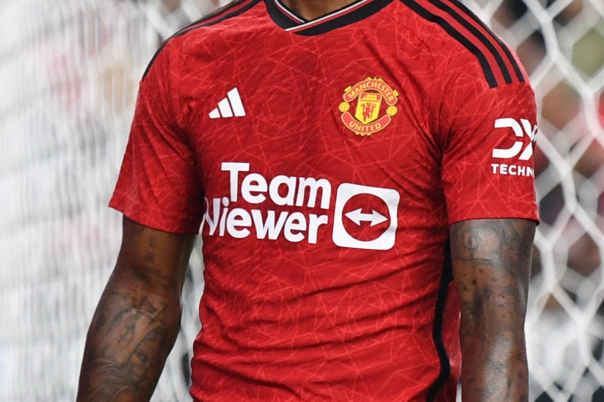 Man Utd agree record £900 million adidas kit deal | The Independent
