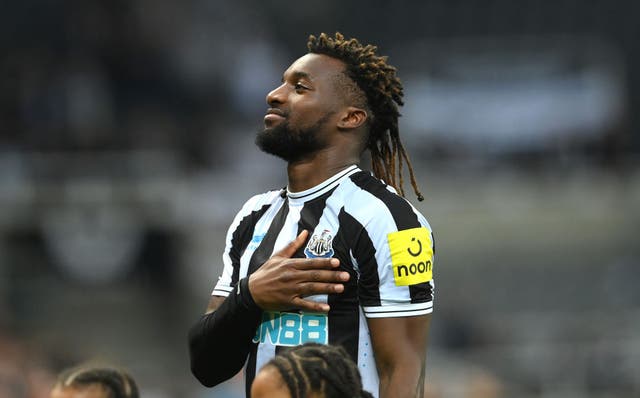Ex-Newcastle star Allan Saint-Maximin leaves club after children ...