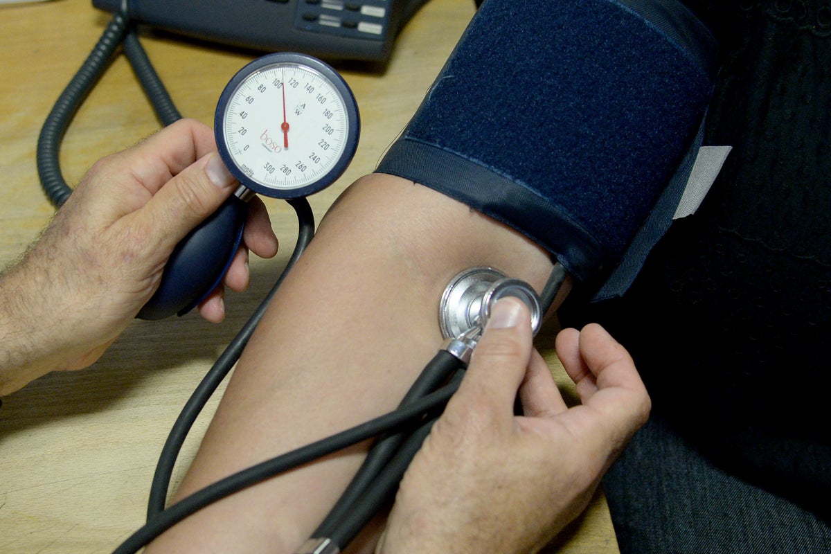 Study reveals key cause of restricted blood flow to brain in vascular ...