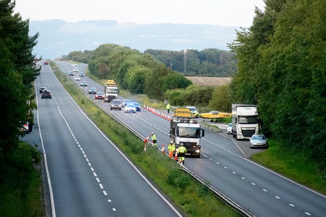 Light aircraft forced to make emergency landing on A40 causing traffic ...