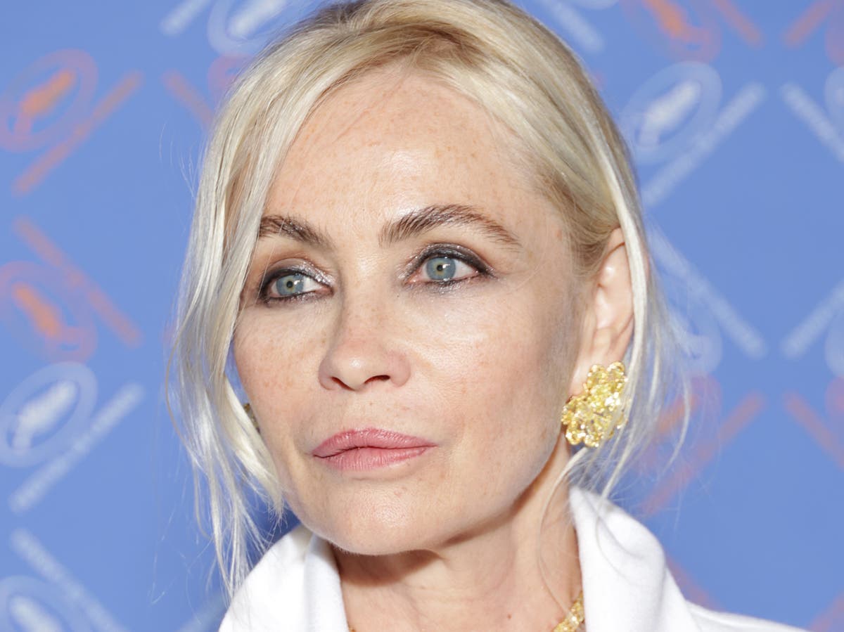 Emmanuelle Béart: 8 Women and Mission: Impossible star says she was ...