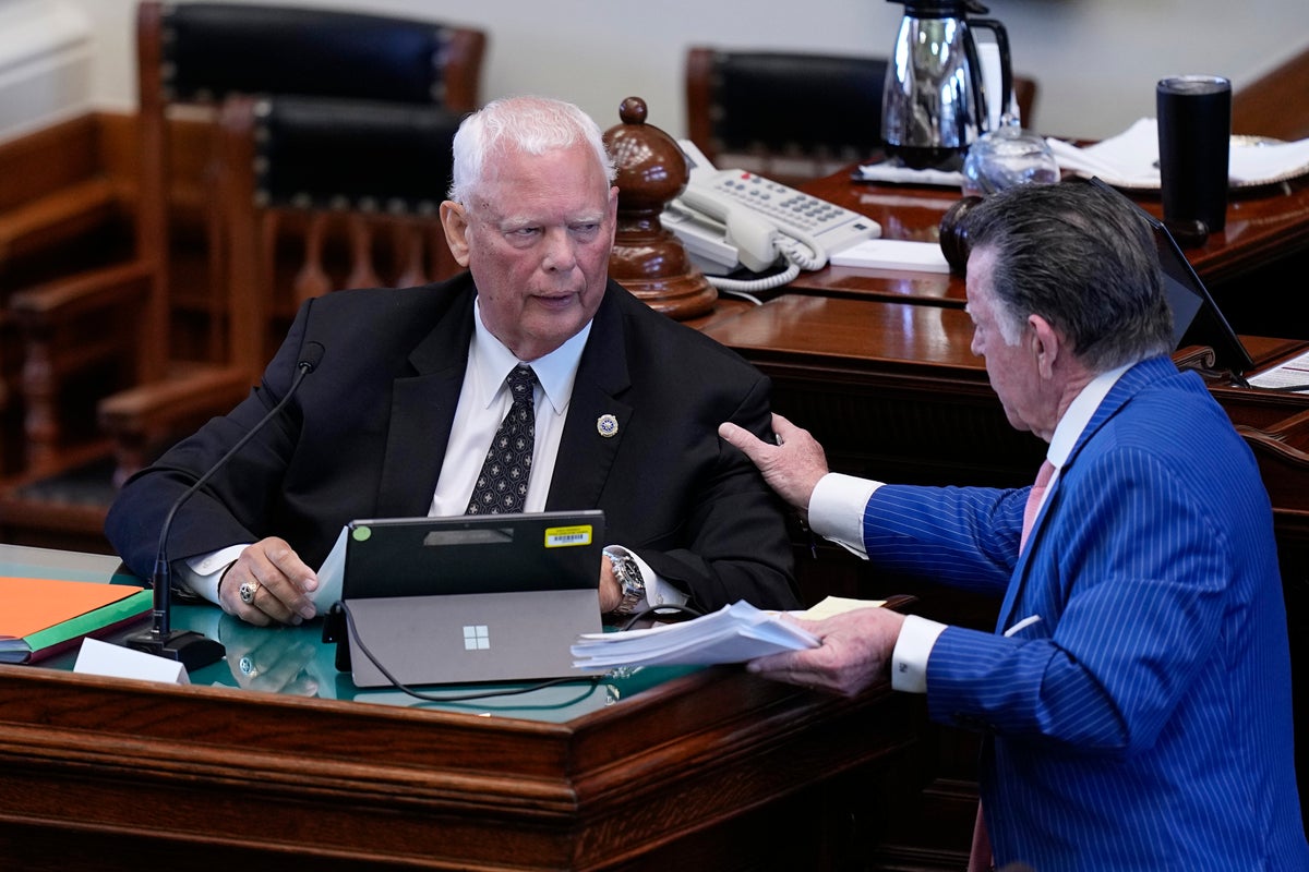 A former Texas lawman says he warned AG Ken Paxton in 2020 that he was ...
