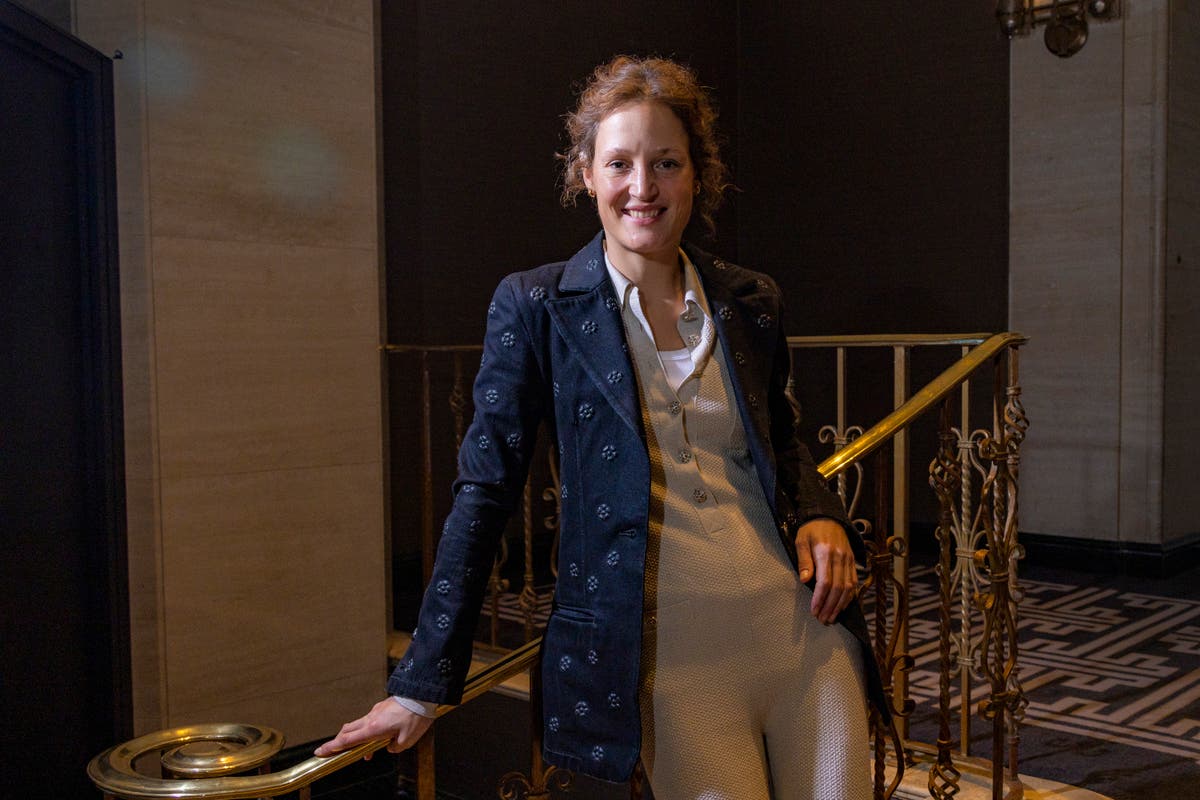 Vicky Krieps on the feminist Western 'The Dead Don't Hurt' and how she ...