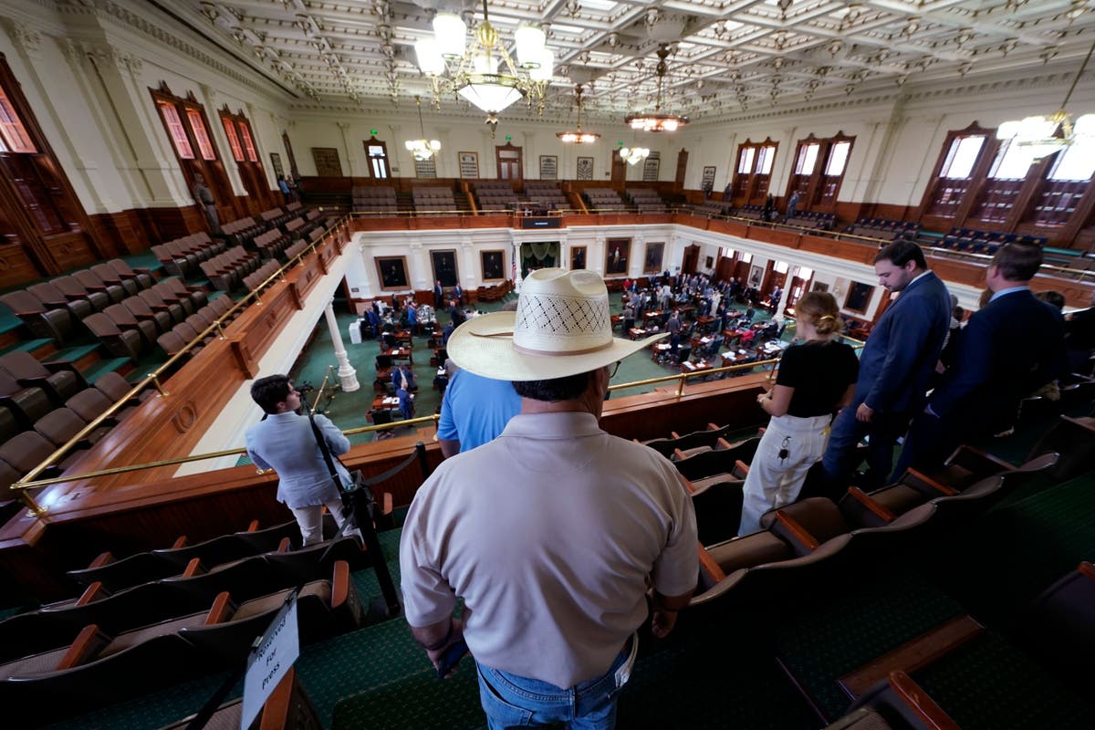 How An Extramarital Affair Factors Into Texas Attorney General Ken