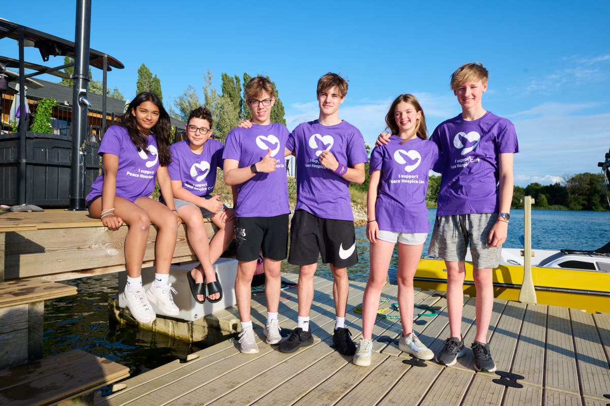Teenagers eyeing glory as they take on English Channel crossing relay ...