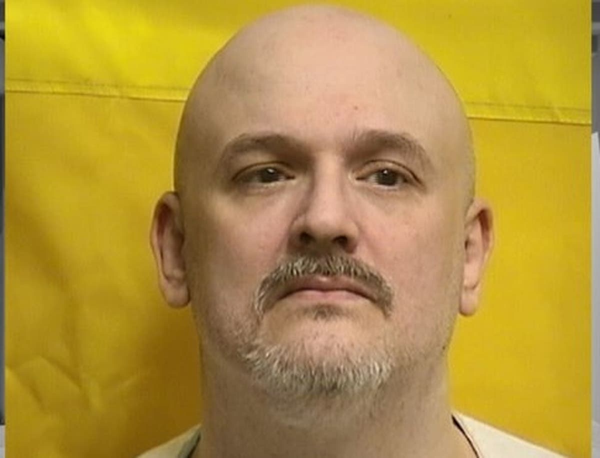 Man on death row for brutally killing elderly couple dies in prison ...