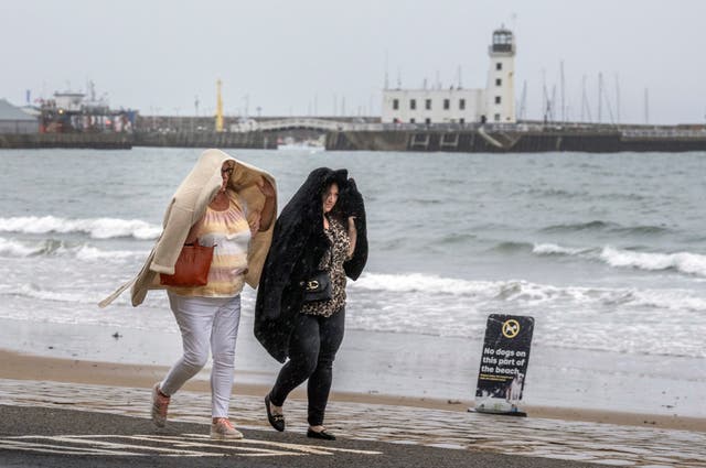 UK weather: Met Office issues yellow warning as south coast set to be ...