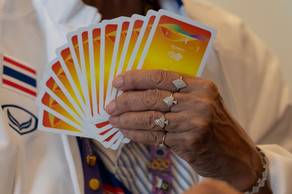 The centuries-old card game of bridge offers a sharp contrast to ...