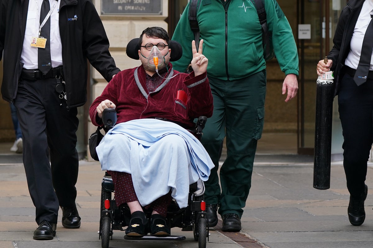 Nicholas Rossi: Rape suspect accused of faking his own death to be ...