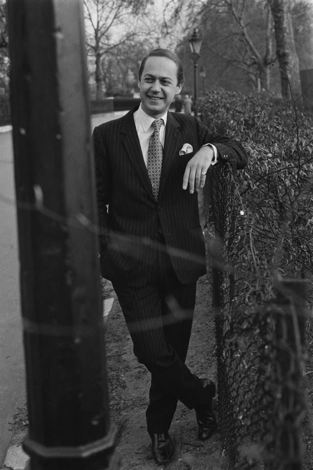 John Standing on Elizabeth Taylor, Cary Grant and the day Peter O ...