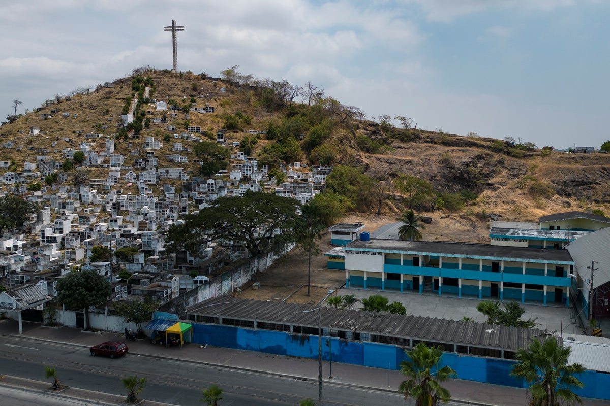 AP PHOTOS: Surge in gang violence upends life in Ecuador | The Independent