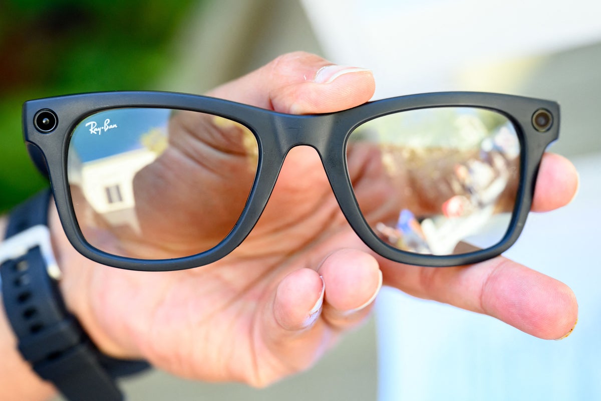 Mark Zuckerberg shows off Meta’s new AI Ray-Bans, using it to braid ...