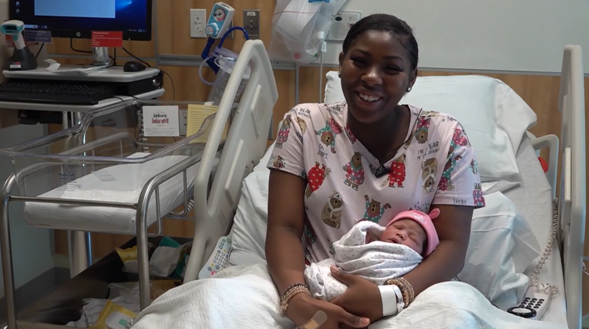 Woman gives birth during NFL game after arriving as she was in labour ...