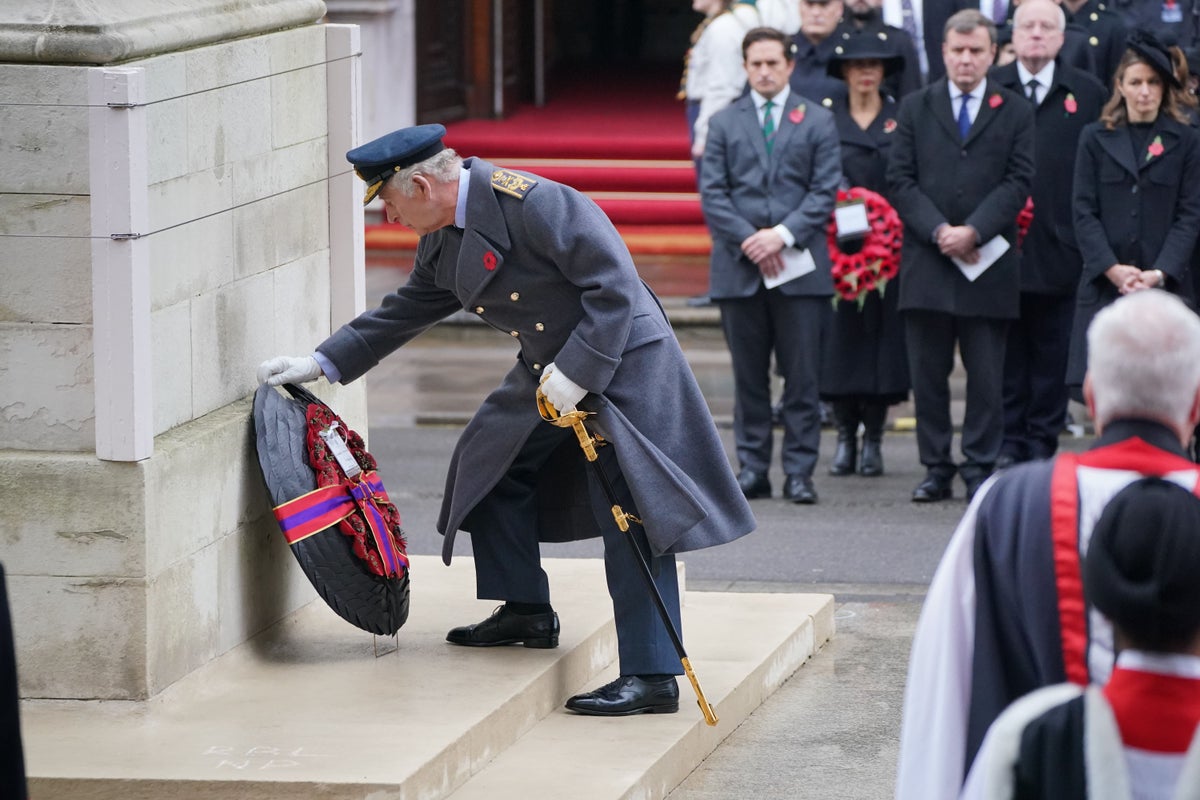 King leads Remembrance Sunday service at Cenotaph | The Independent