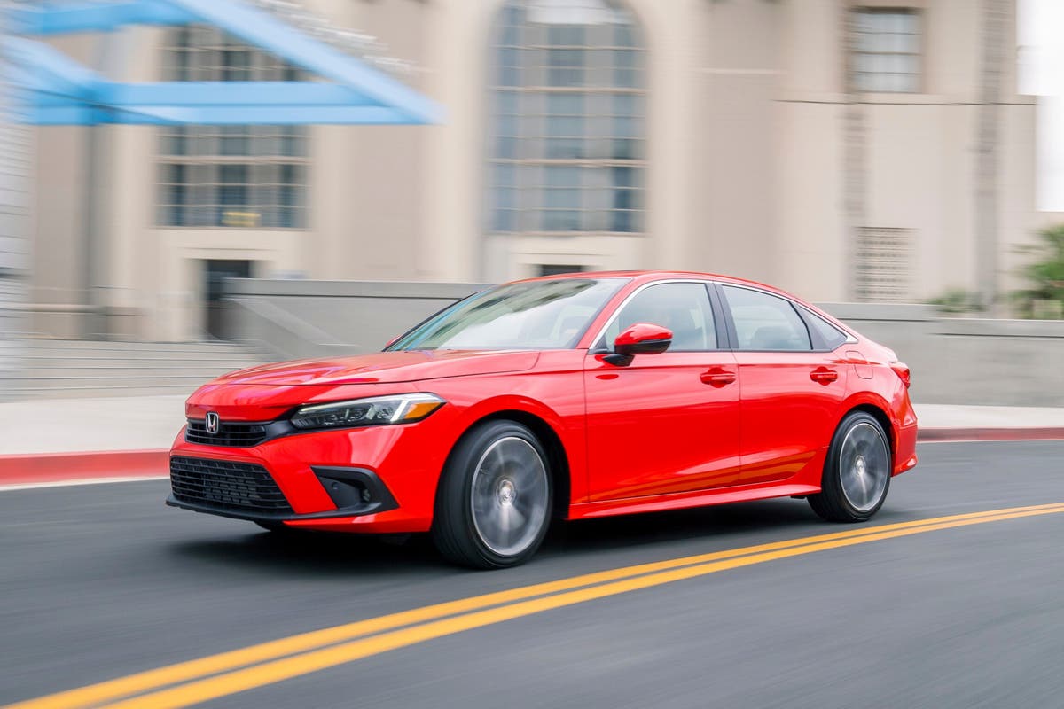 Edmunds picks the five best cars for under $30,000 | The Independent