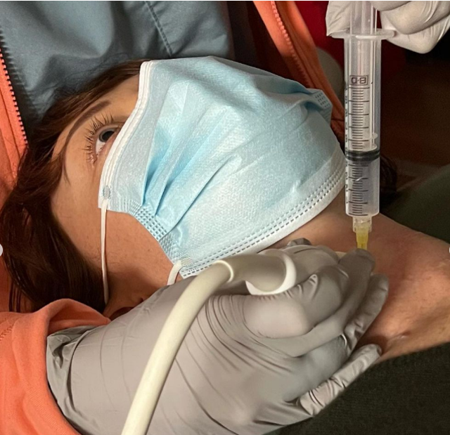 Medical student discovers her own cancer in class demonstration | The ...