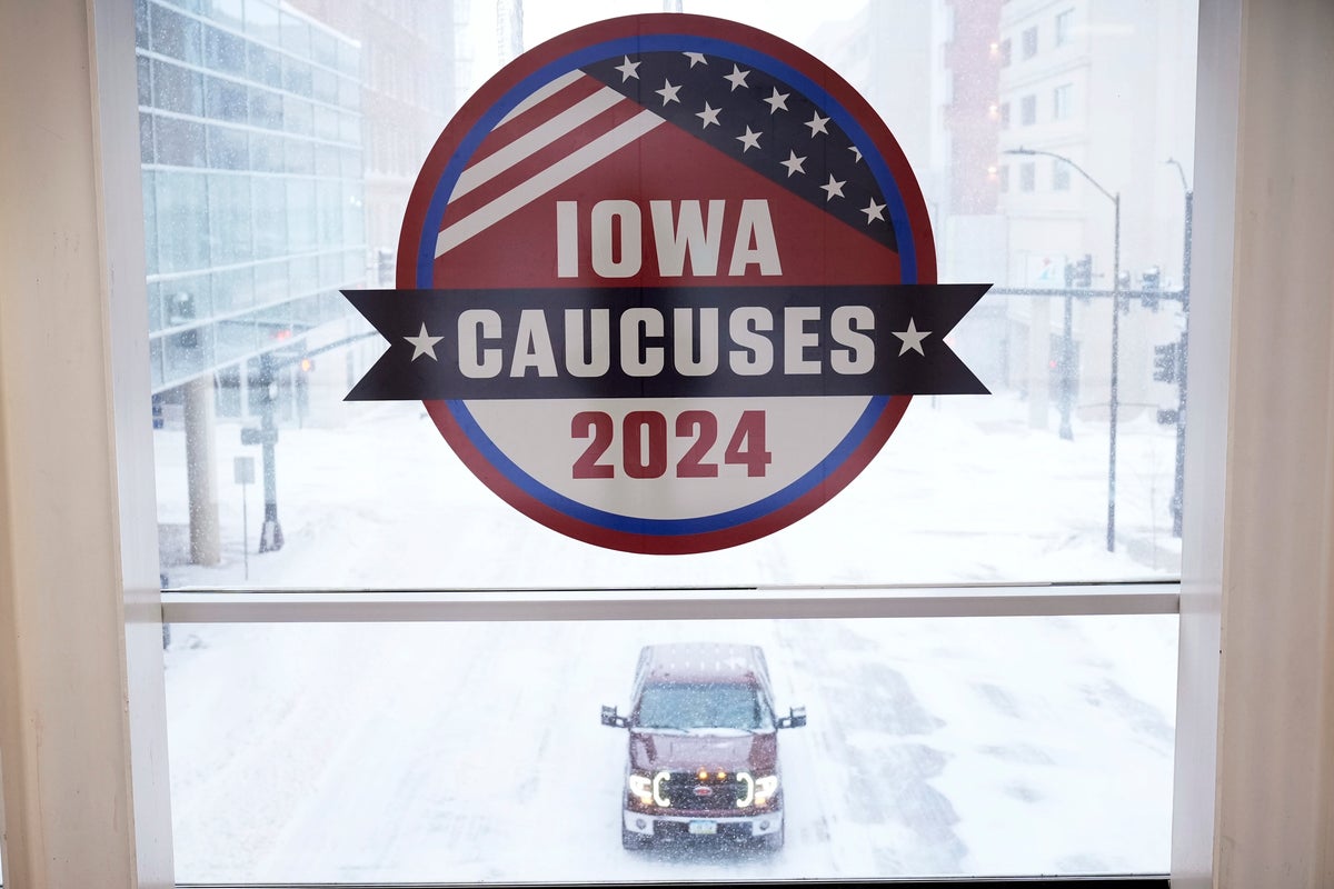 Iowa entrance polls show MAGA fans turned out for caucus: Live updates ...