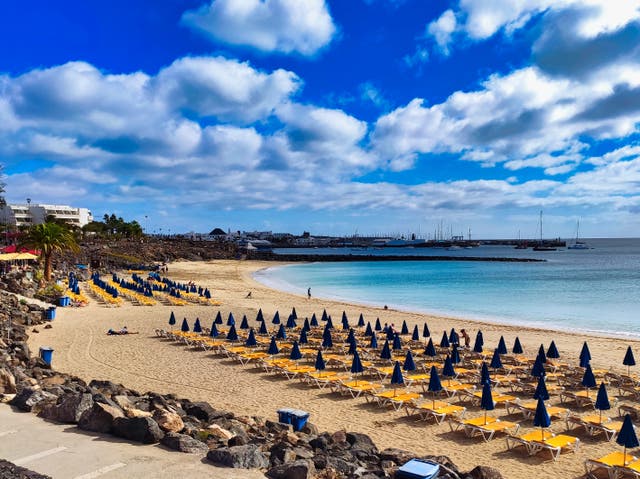 The best beaches in Lanzarote to head to for some winter sun – Travel Guide