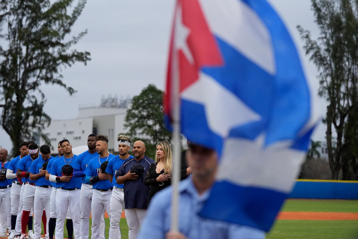 Star-studded breakaway Cuban baseball team celebrates its union, even ...