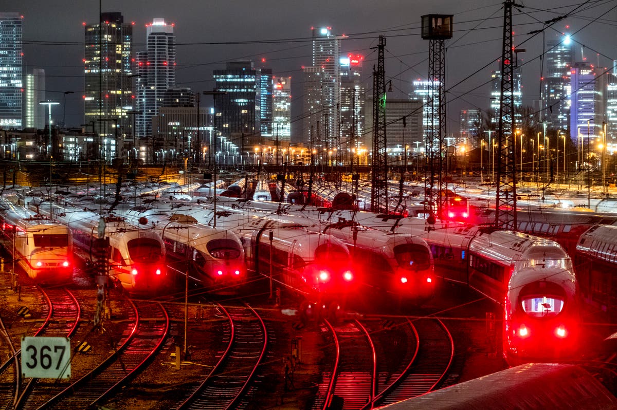 German train drivers go on strike for 6 days, bringing railway traffic ...