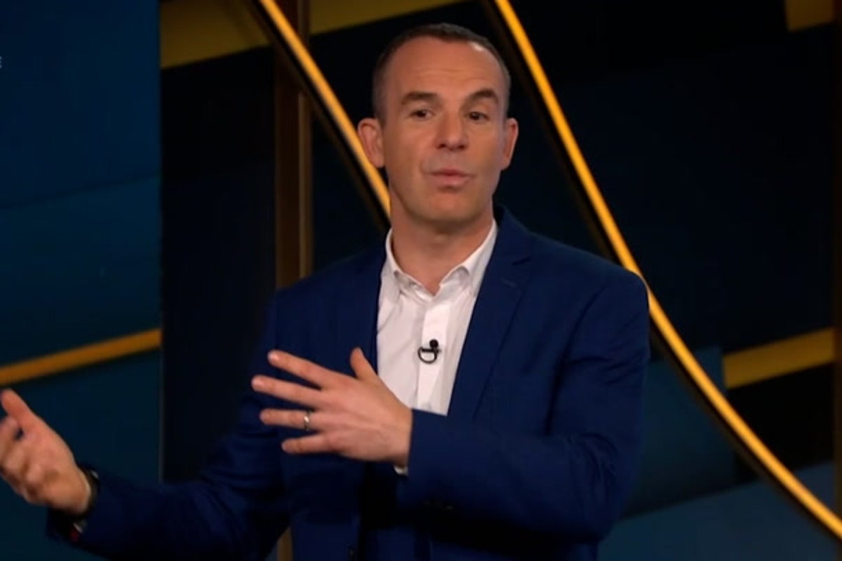 Martin Lewis gives credit card advice as he issues warning against ‘danger’ debit cards | The ...