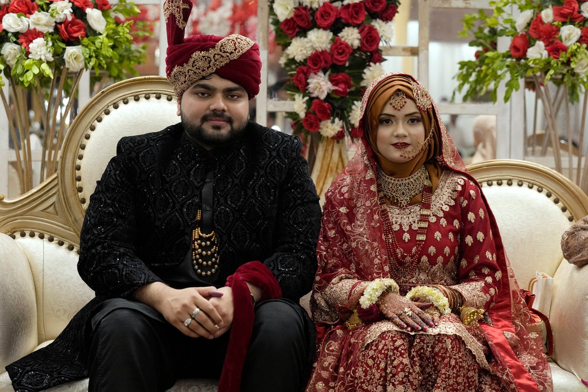 Brides, biryani and marriage multiplexes: Pakistan's wedding season ...