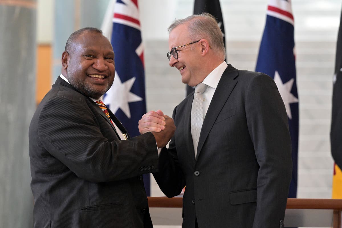 Papua New Guinea's prime minister becomes the first Pacific leader to ...