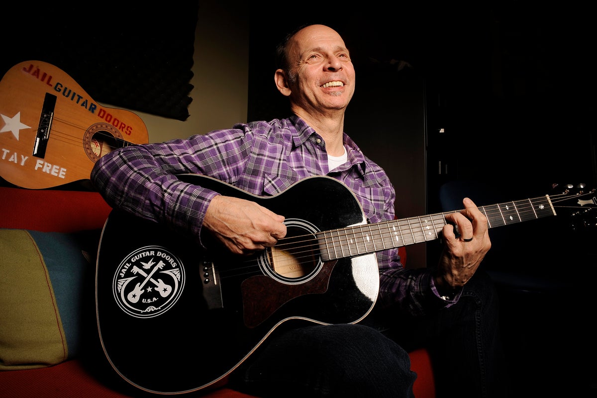 Wayne Kramer, late guitarist of rock band MC5, also leaves legacy of ...