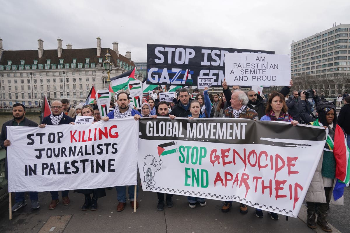 Stop Gaza genocide, urge health workers at Downing Street vigil | The ...