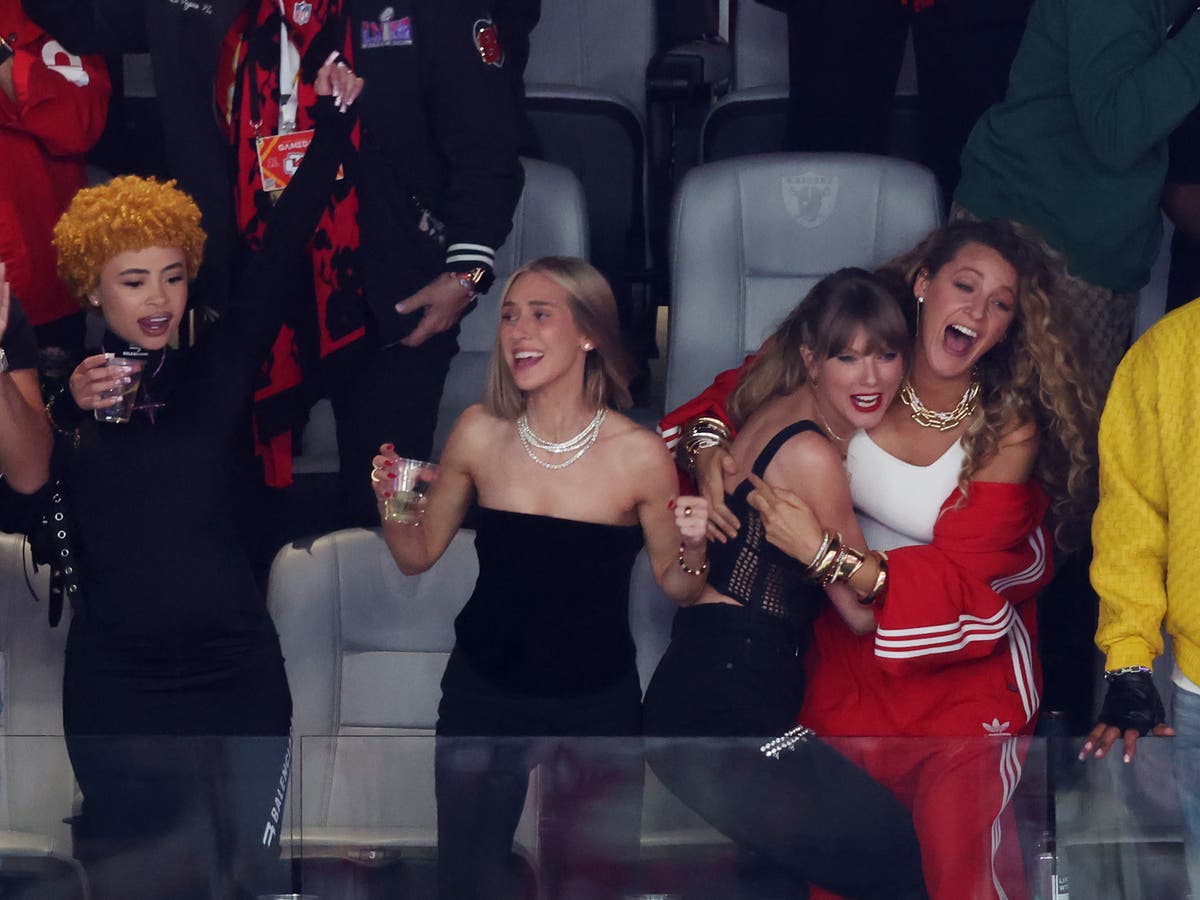 Halbzeitshow Des Super Bowl 2024 Live Taylor Swift Gesellt Sich Nach