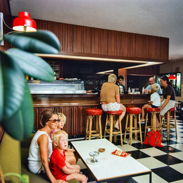 Brits abroad: Trevor Clark’s photos of Mediterranean package holidays ...