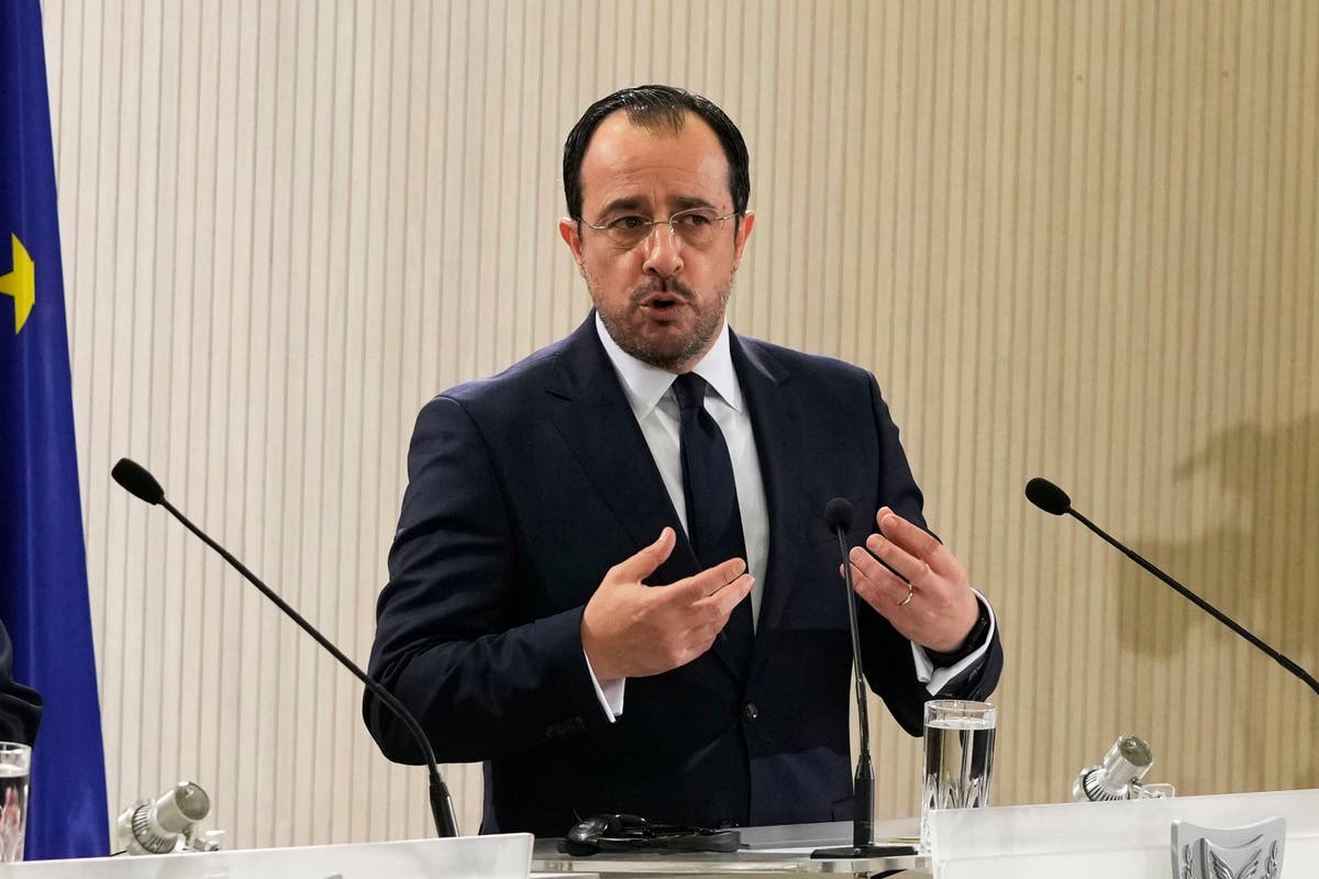 2 Lebanese men ordered detained for bringing 146 Syrian refugees to ...