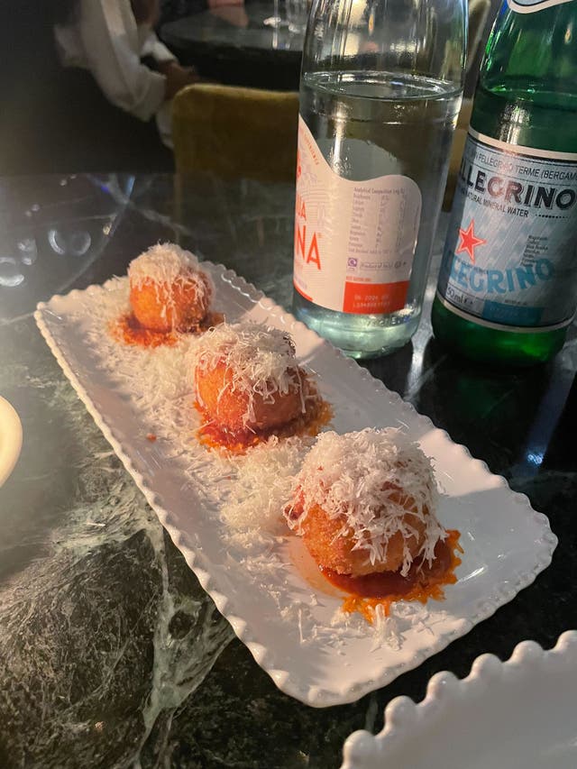 Daroco, London restaurant review: A bit OTT, very silly but undeniably ...