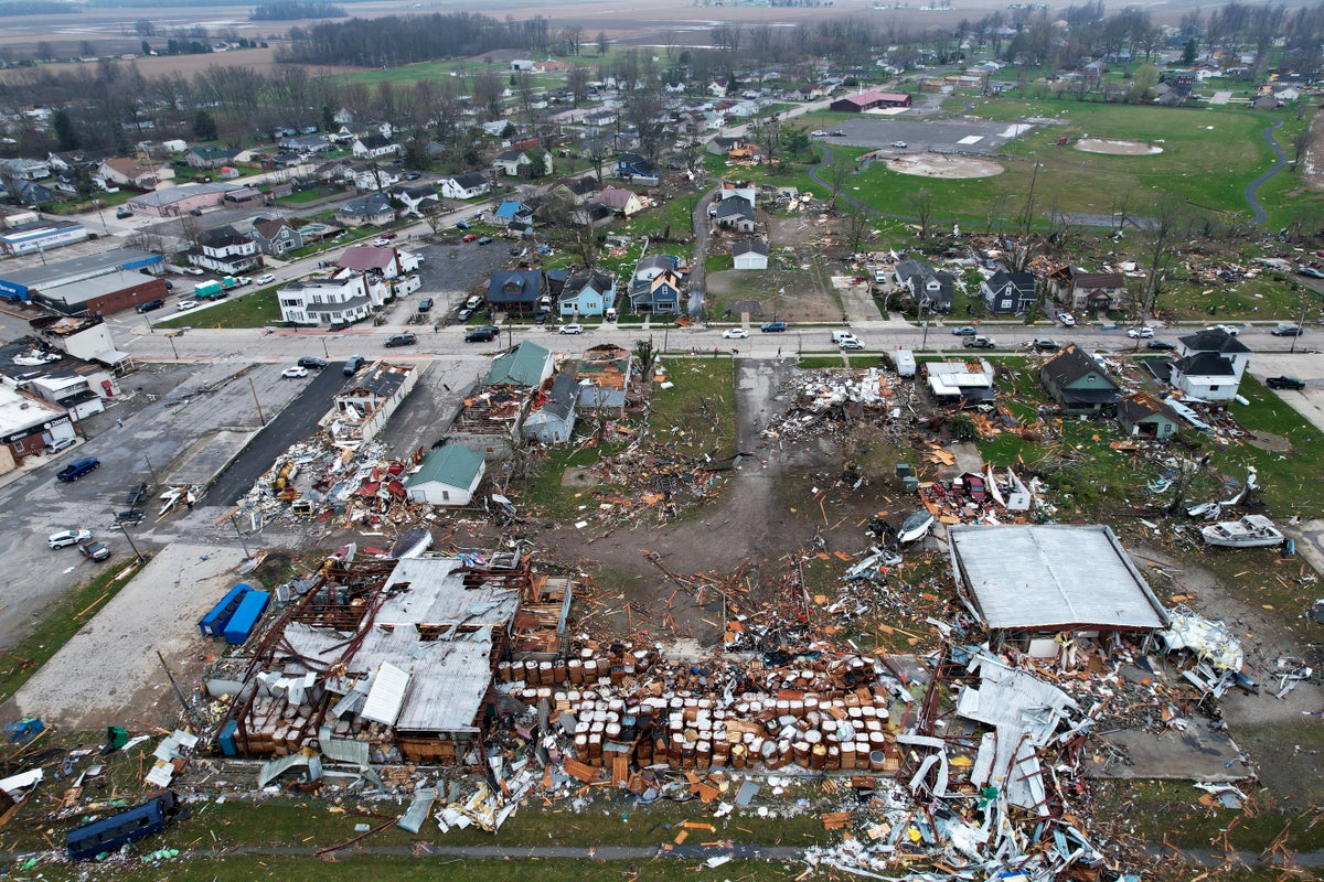Tornadoes leave a trail of destruction in central US and kill at least ...