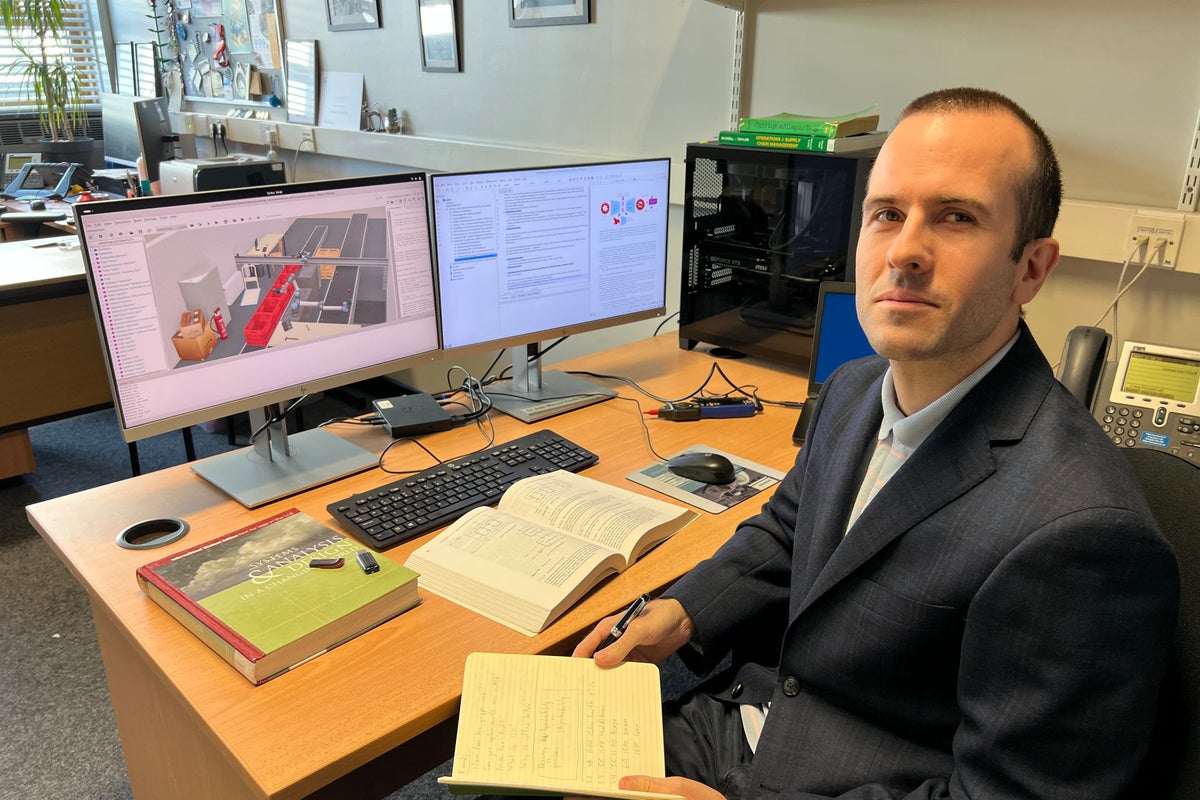 Robotics expert creates computer programme to speed up scientific ...