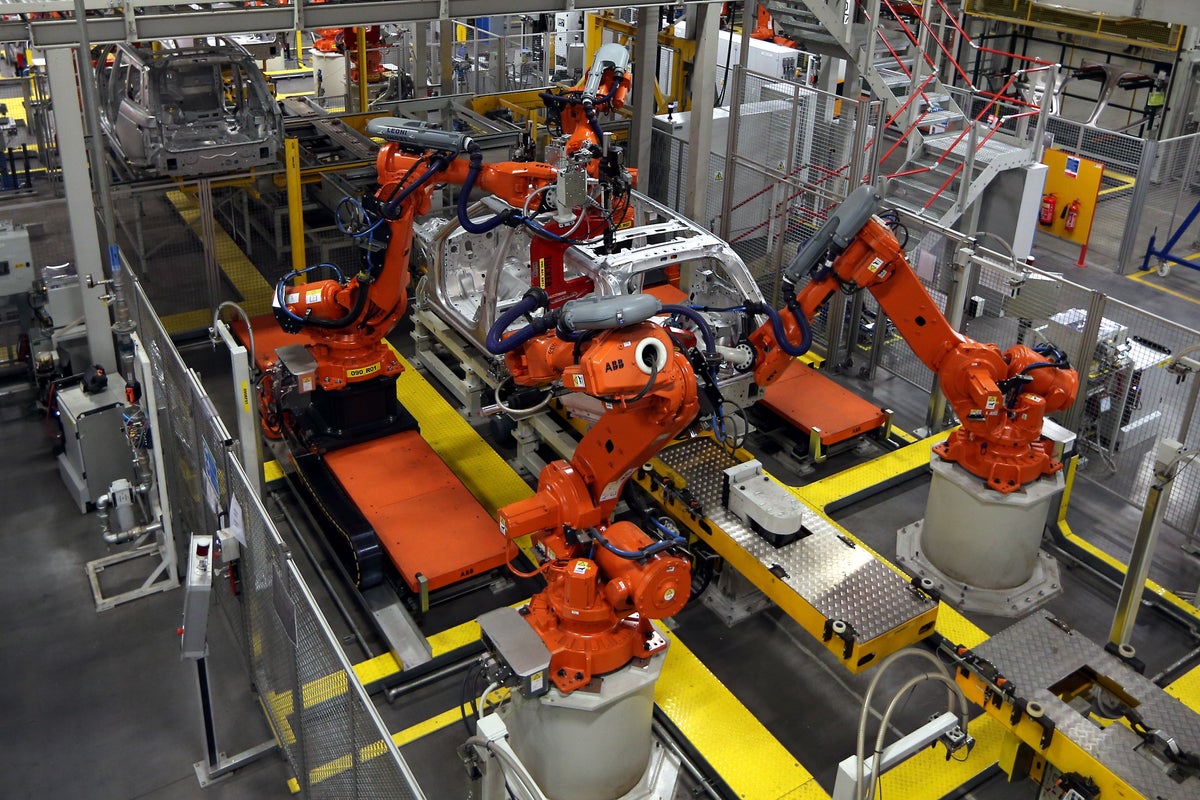 Carmaker JLR to recruit 250 electrification engineers | The Independent