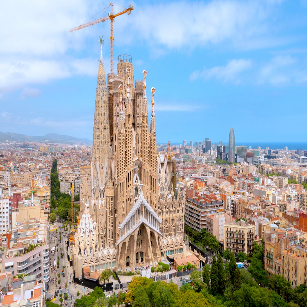 New Spanish Cathedral La Sagrada Familia Church To Be Completed In