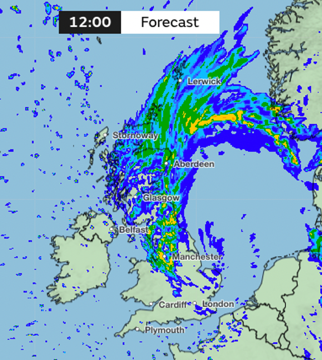 Mapped: Where 65mph winds and lashing rain will hit as Met Office ...