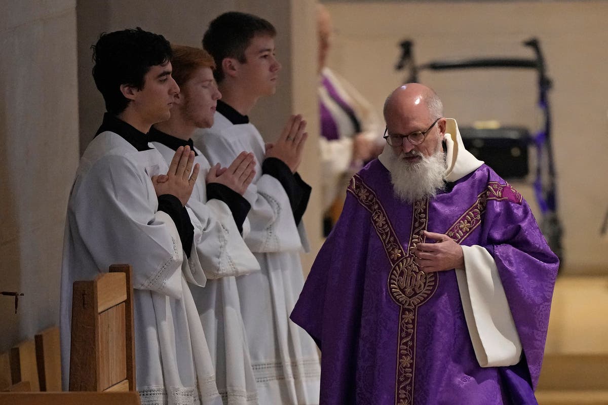 'A step back in time': America's Catholic Church sees an immense shift ...